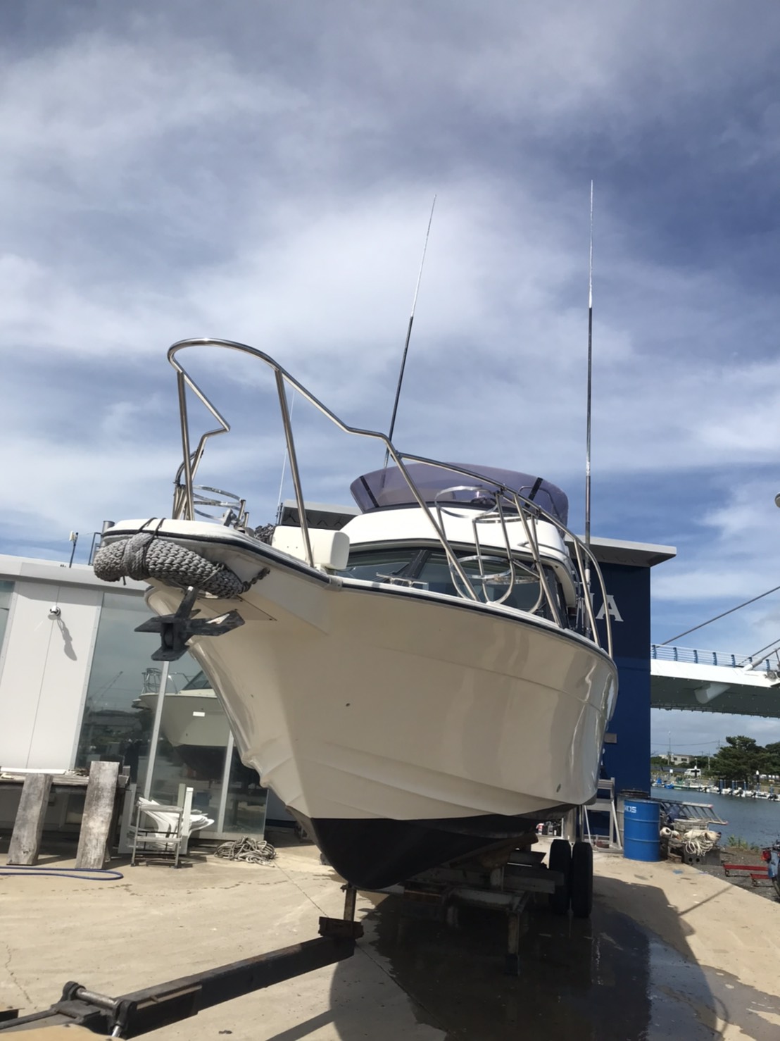 YAMAHA PC-27 II (PACIFIC CRUISER 27 II) STERN DRIVE Used Boat for Sale ...