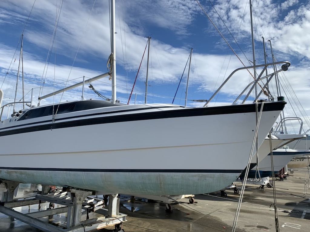 MACGREGOR 26 OUTBOARD Used Boat for Sale in Japan | Boatflow.jp