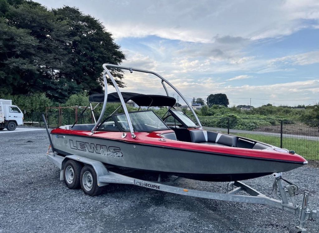 LEWIS OUTBACK INBOARD Used Boat for Sale in Japan | Boatflow.jp