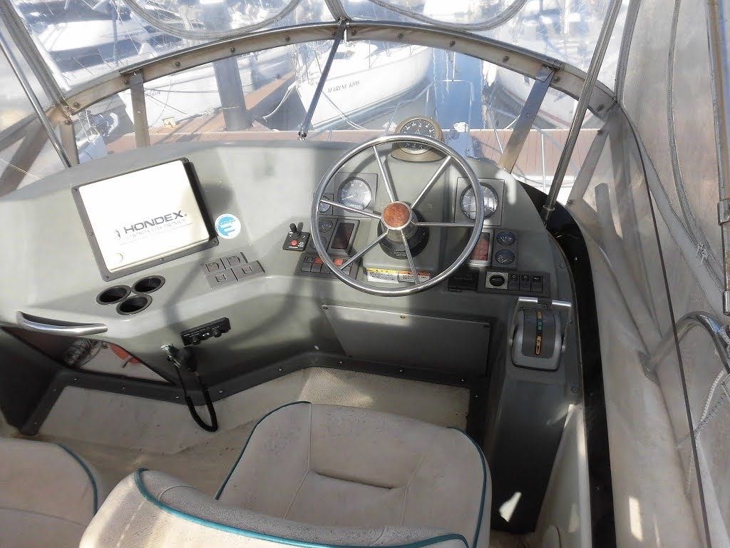 YAMAHA PC-28 (PACIFIC CRUISER 28) STERN DRIVE Used Boat for Sale in ...
