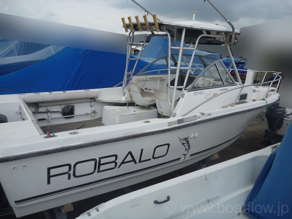 ROBALO 2140 WALKAROUND OUTBOARD Used Boat for Sale in Japan | Boatflow.jp