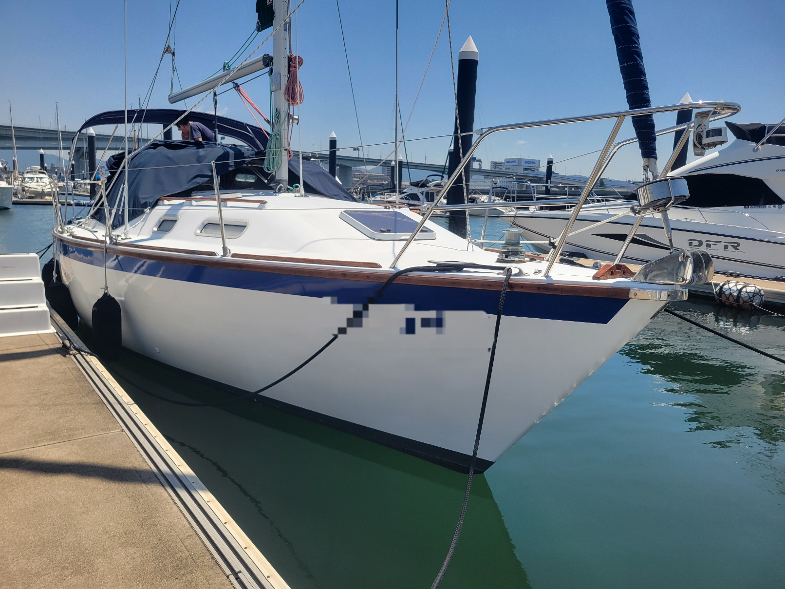 WESTERLY 35 RIVIERA PILOT HOUSE 船内機 中古艇情報 | Boatflow.jp