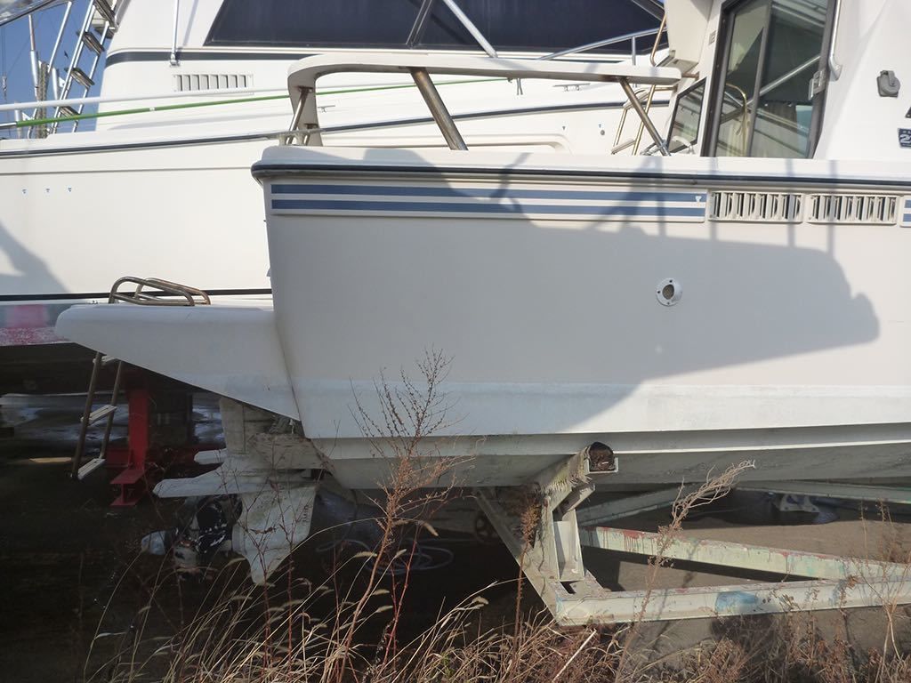 YAMAHA PC-27 (PACIFIC CRUISER 27) STERN DRIVE Used Boat for Sale in ...