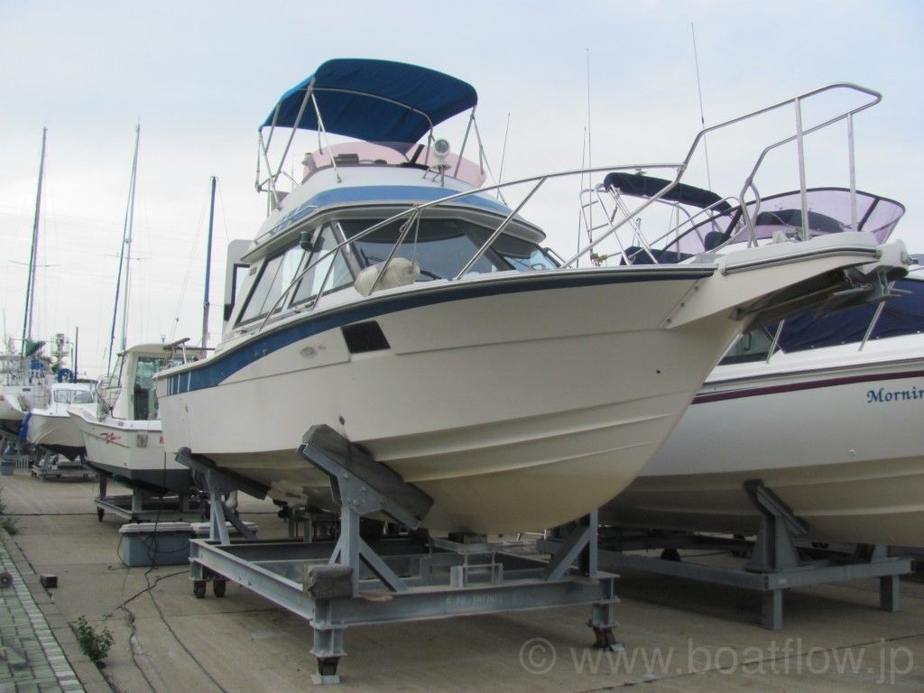 YAMAHA PC-26 II (PACIFIC CRUISER 26 II) STERN DRIVE used boat in Japan ...