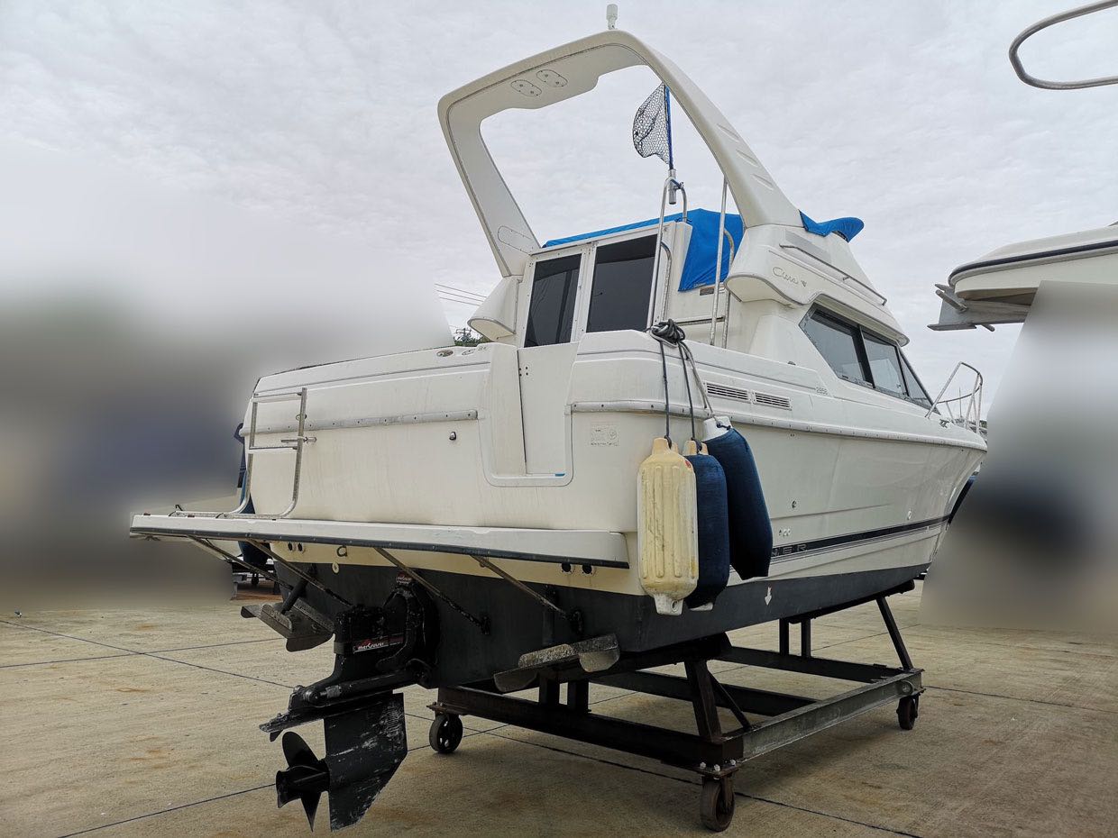 BAYLINER 2858 CIERA STERN DRIVE Used Boat for Sale in Japan | Boatflow.jp